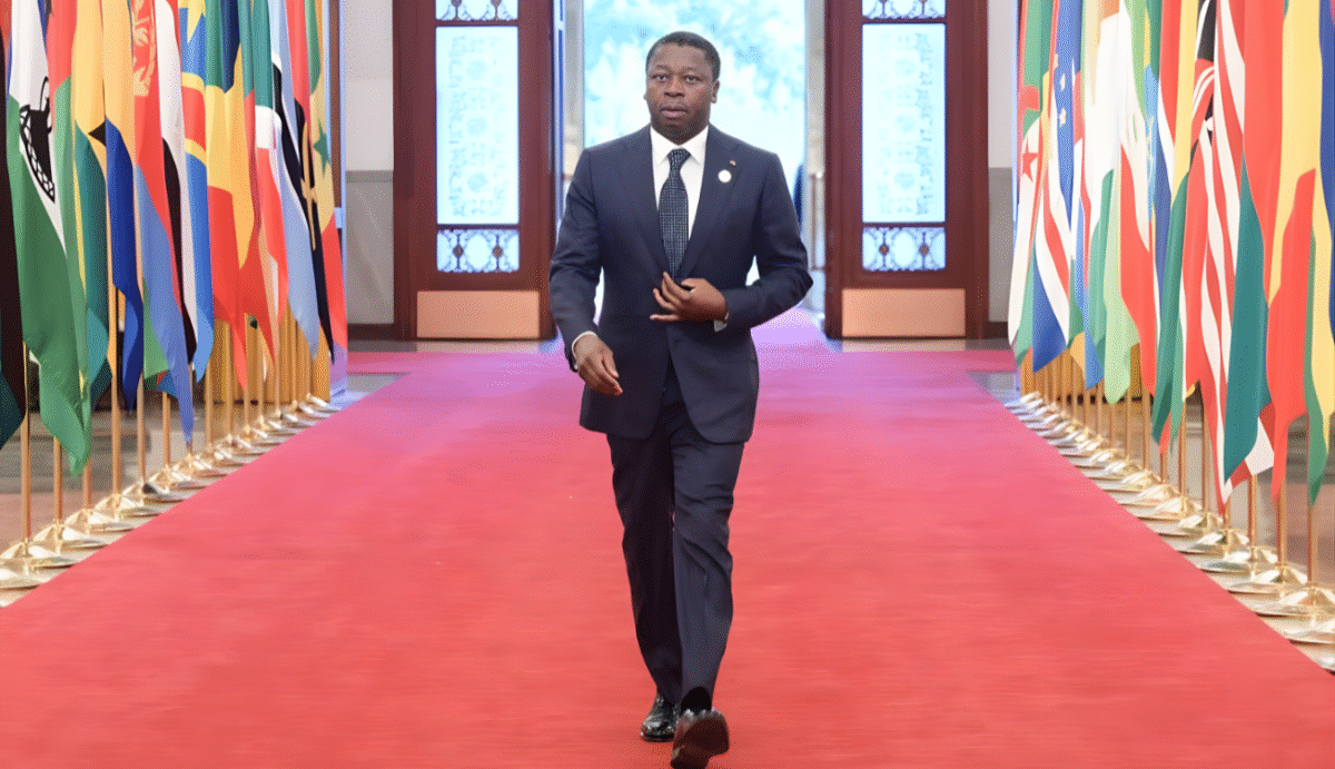 Togo – Gouvernement 2025 : 27 ministres, 10 délégués, 5 femmes et une ...